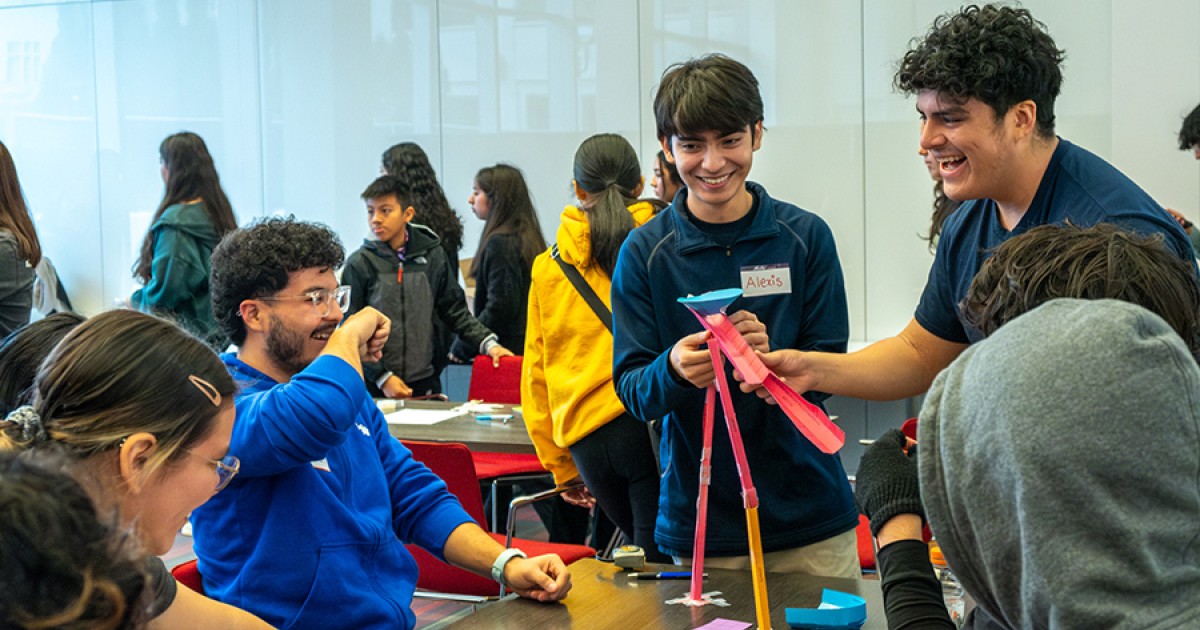 Día de Ciencias spurs passion for STEM | Pritzker School of Molecular ...