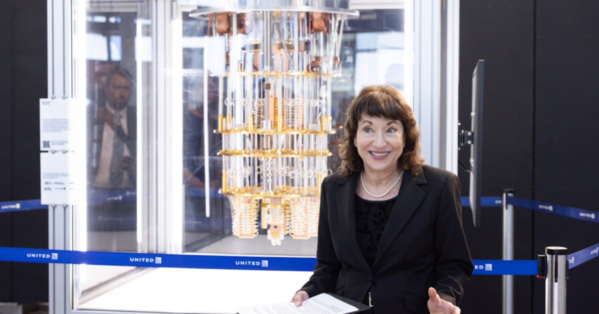 New STAGE Center exhibit at O’Hare welcomes travelers to the Quantum ...