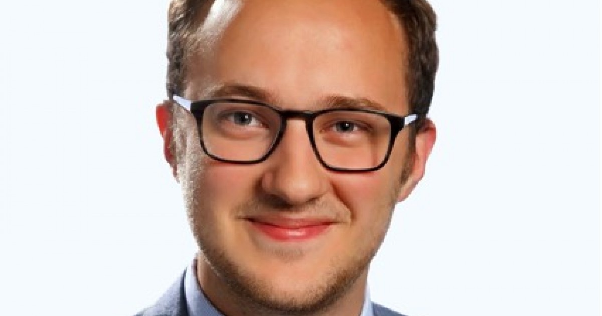 Viktor Rozsa | Pritzker School of Molecular Engineering | The ...